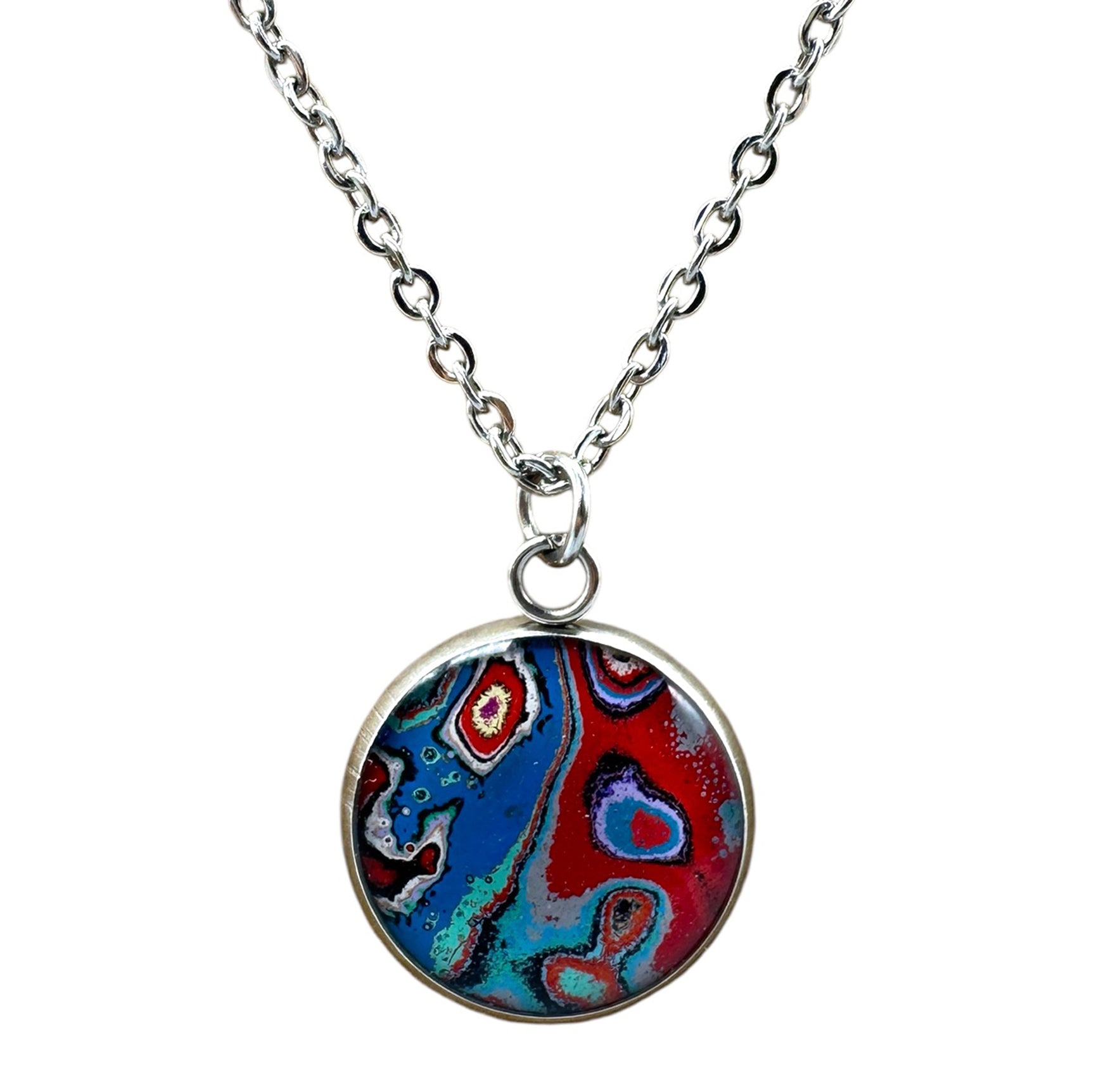 18mm Circle Charm w/ 20" Chain – The Graffiti Bridge